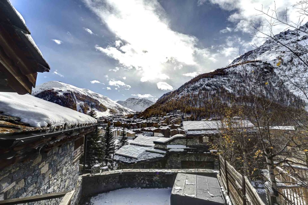Bright and Spacious New Chalet in Val d'Isere - Free Spirit Alpine